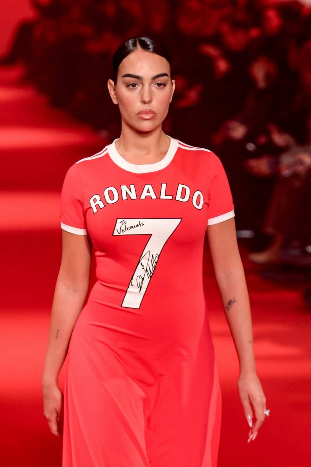 Georgina Rodríguez arrasa en Tik Tok con un mensaje surrealista a ...